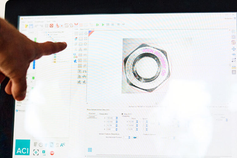 Error-free laser marking with AOI Vision System